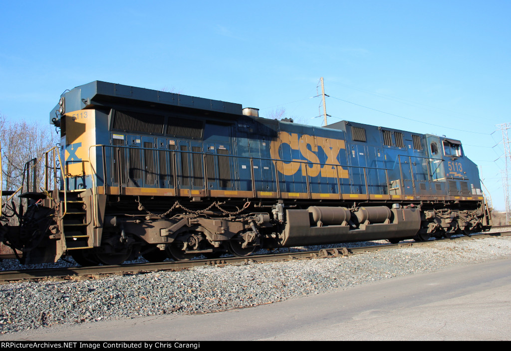 CSXT 5113 on Y291-03
